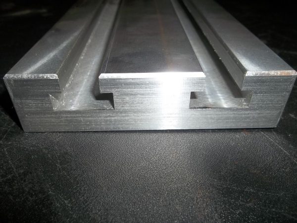 4″ x 8″ x 1″ – T-slot table